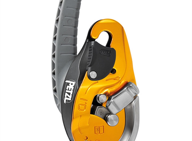 Petzl i'D EVAC Self Braking Descender for lowering from an anchor
